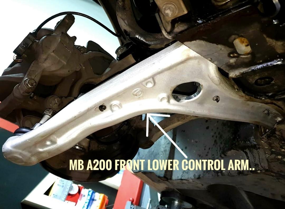 Mercedes A180/A200 W176: Original front lower control arms replacement ...