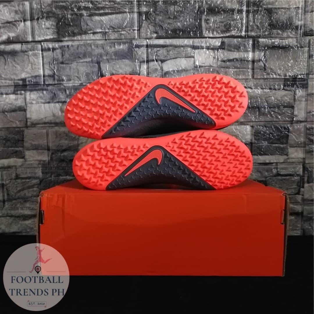 Nike React Phantom VSN Pro DF TF, Sports Equipment, Other Sports ...