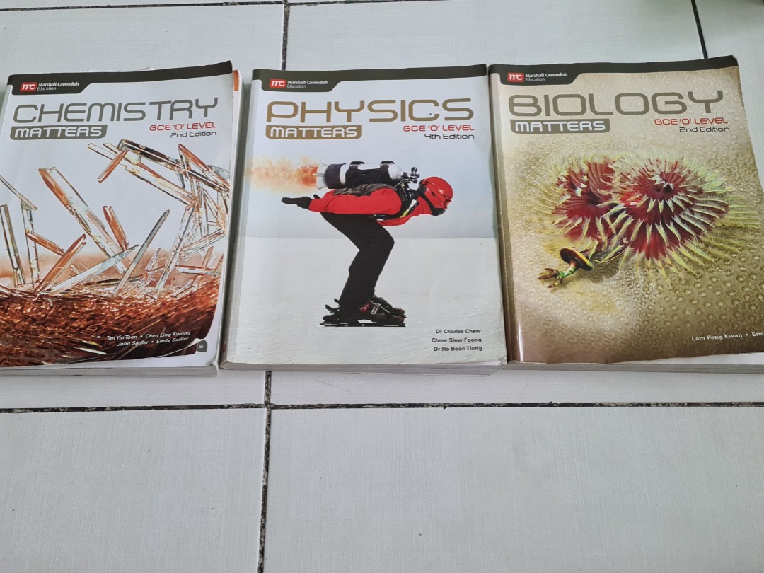 Triple science textbooks and TYS, Hobbies & Toys, Books & Magazines ...