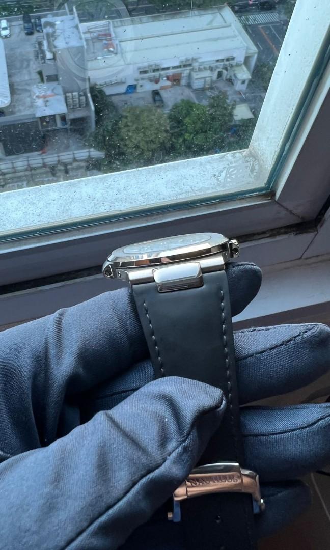 Patek Philippe NAUTILUS 5712G White Gold, Men's Fashion, Watches ...