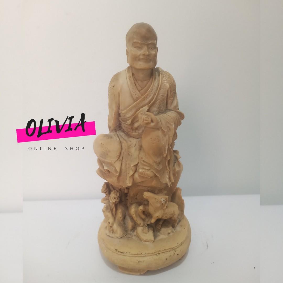 Patung Biksu Tua Jadul Kuno Antik, Antik, Pajangan di Carousell