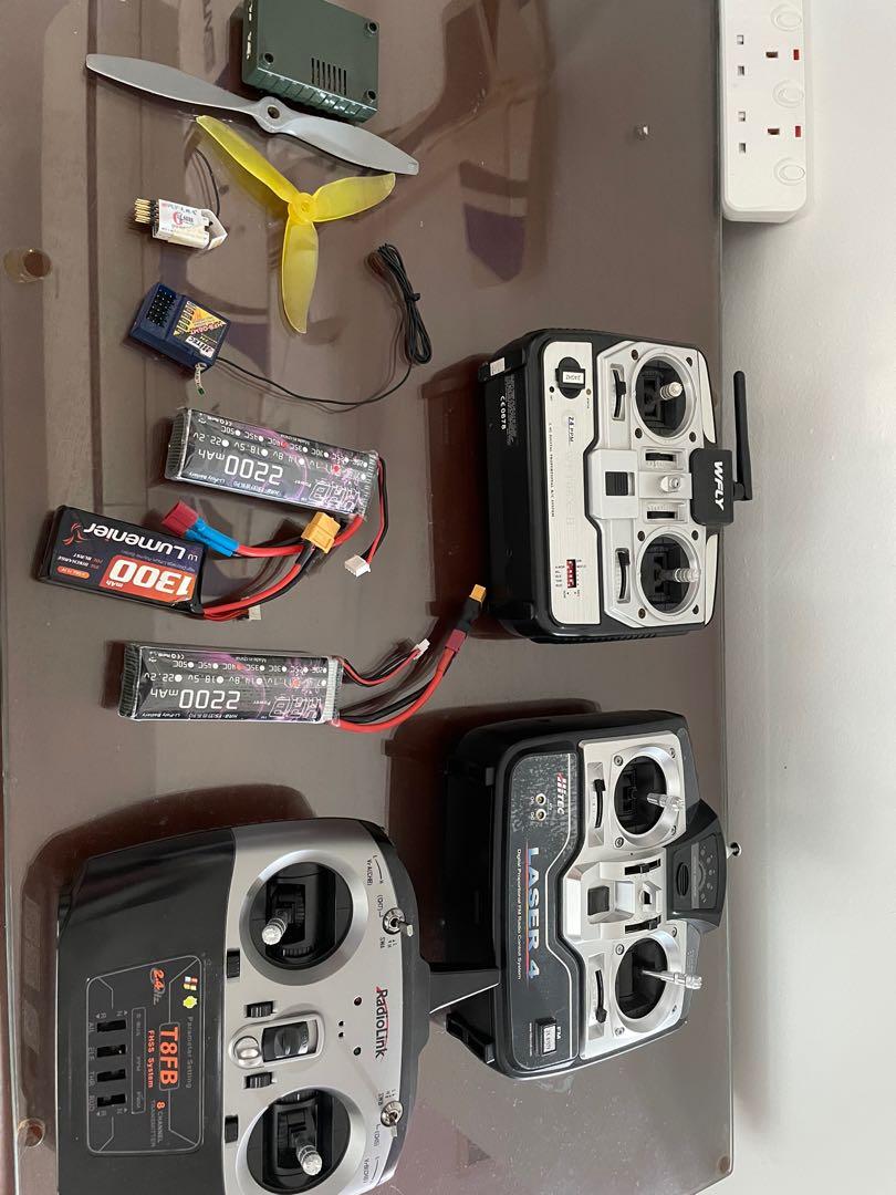 RC planes and controllers, Hobbies & Toys, Toys & Games on Carousell