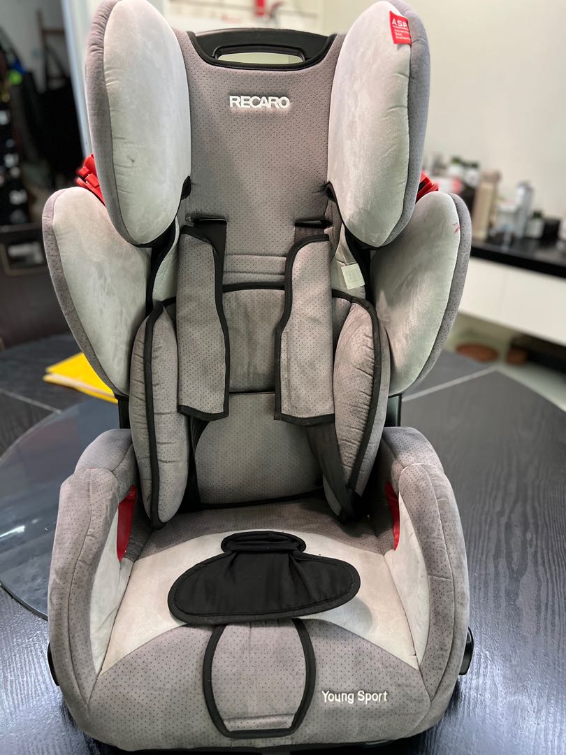 RECATO Car Seat 9-18kg, 兒童＆孕婦用品, 外出用品, 外出用品 - 安全座椅 - Carousell