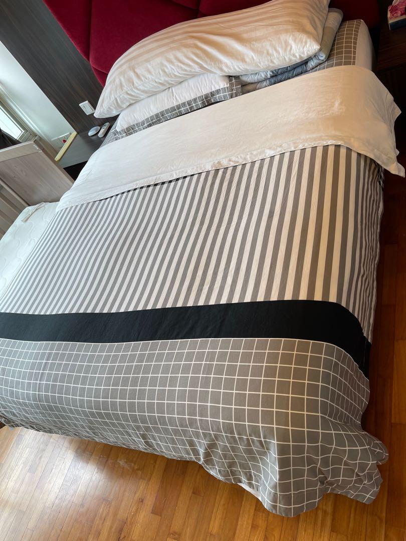 ***RESERVED*** Sleepy Night Mattress (Queen size) with FOC base ...