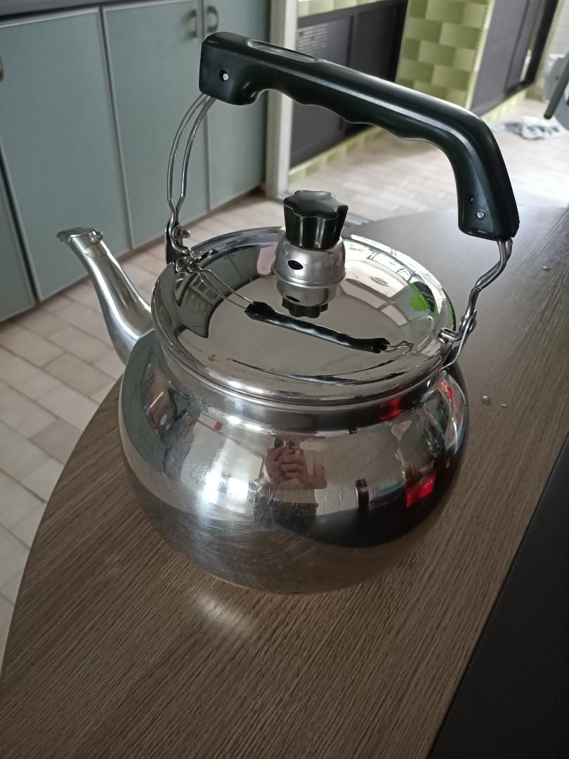 Stainless steel water pot, Furniture & Home Living, Kitchenware ...