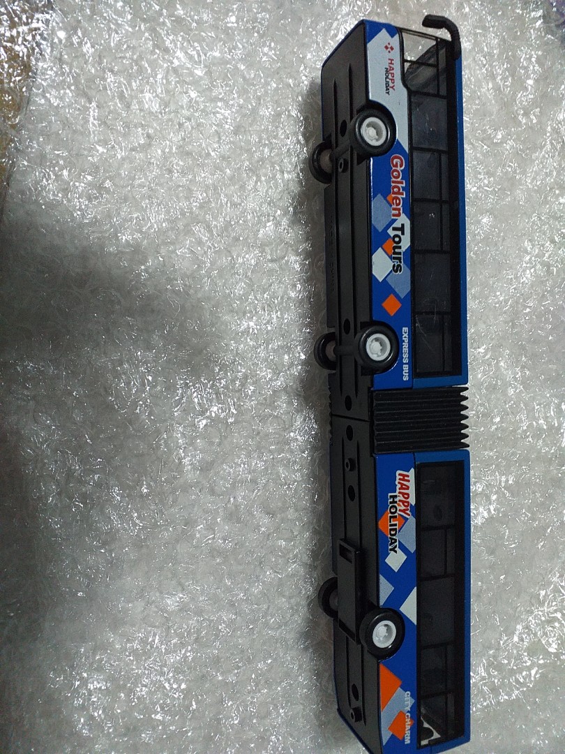 Toy tour bus, Hobbies & Toys, Toys & Games on Carousell