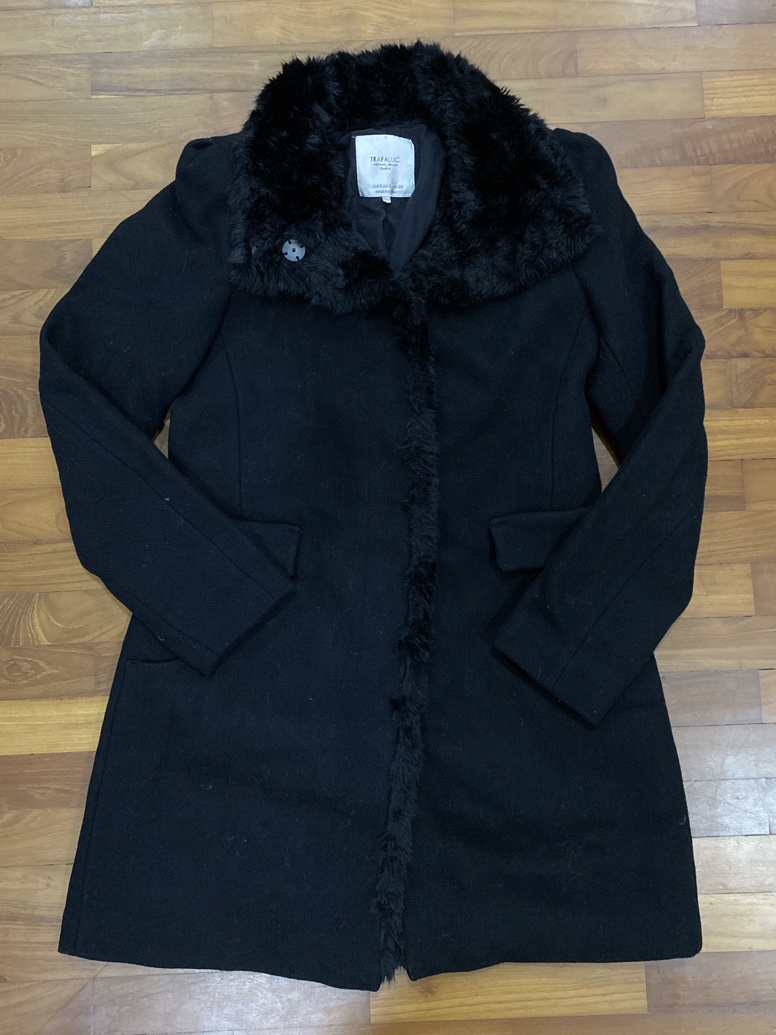 Zara Wool Coat Small Size, Women's Fashion, Coats, Jackets and ...