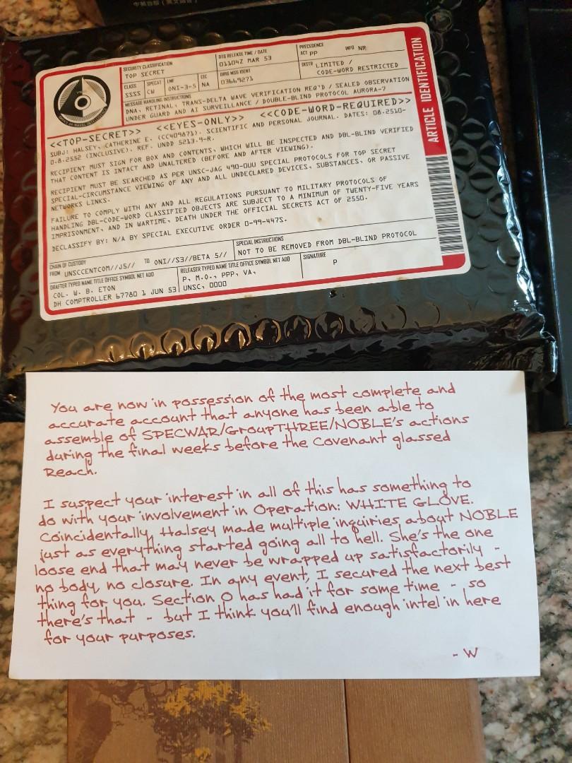 Halo Dr Halsey's Journal - Halo Reach Limited Edition, Hobbies & Toys ...