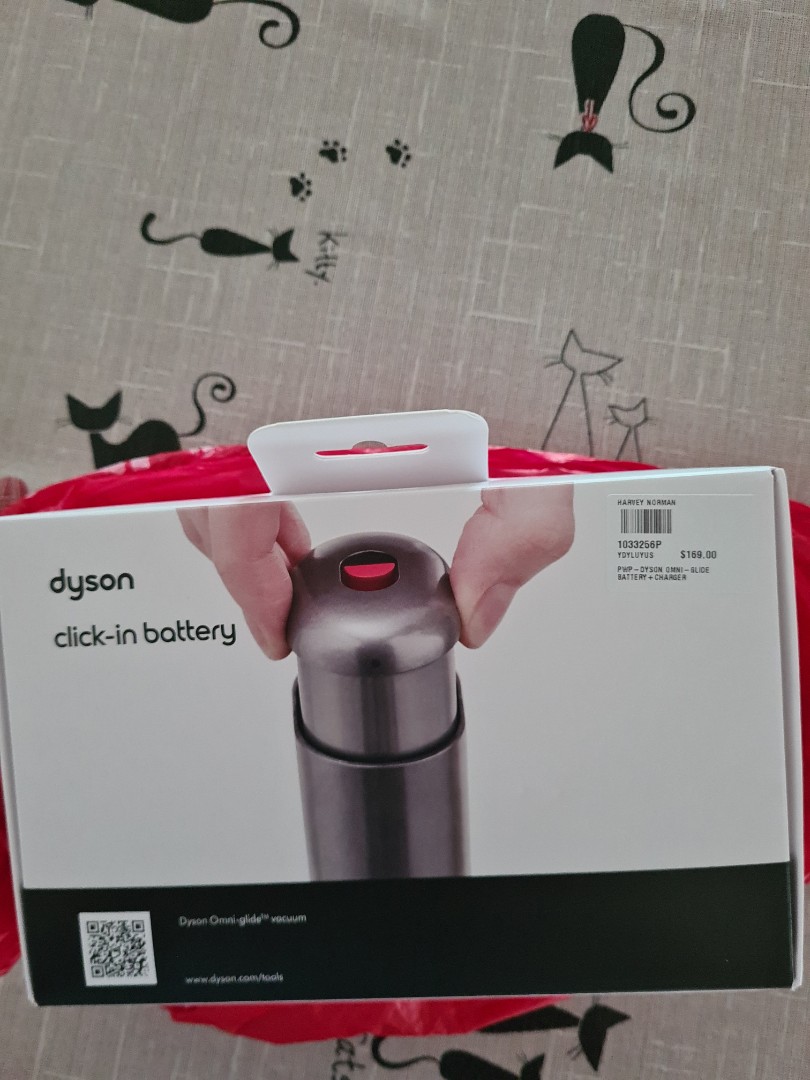 Dyson omni glide click on battery, TV & Home Appliances, Vacuum Cleaner ...