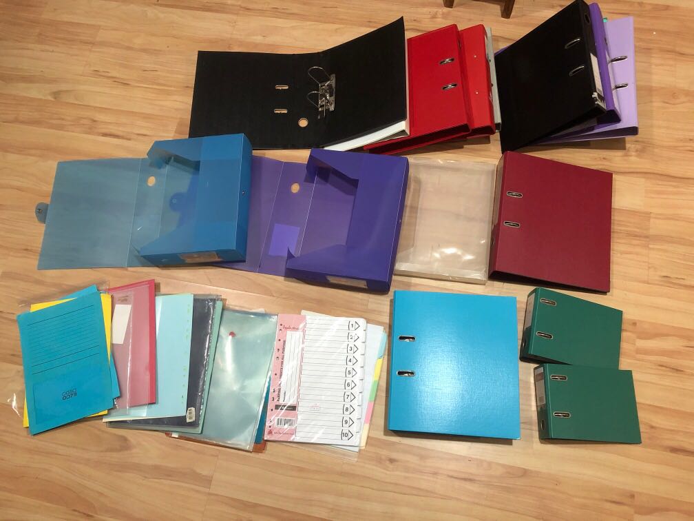 Empty folders and dividers, Hobbies & Toys, Stationery & Craft ...