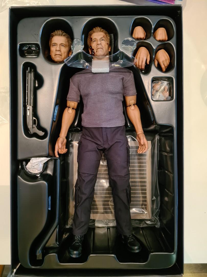 Hot Toys - MMS307 - Terminator Genisys - 1/6th Scale T-800 Guardian hottoys, Hobbies & Toys ...
