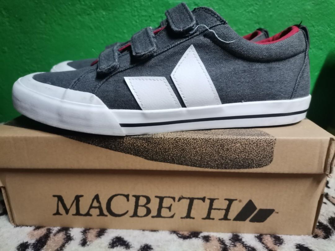 MACBETH ELIOT VELCRO, Men's Fashion, Footwear, Sneakers on Carousell