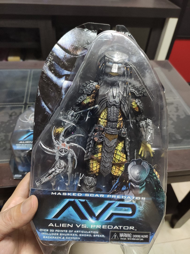 Neca - Masked Scar Predator, Hobbies & Toys, Toys & Games on Carousell