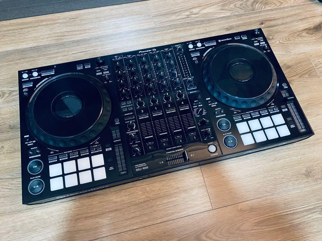 Pioneer DJ controller DDJ-1000 rekordbox, Hobbies & Toys, Music & Media ...