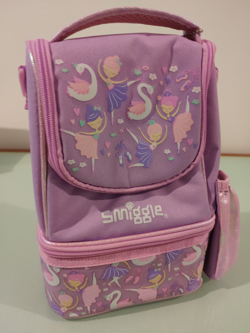 Smiggle Lunch Bag, Hobbies & Toys, Stationery & Craft, Stationery ...