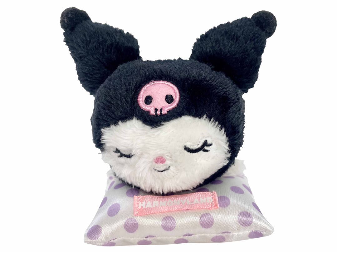 Stuffed animal Kuromi (sleep figure), 興趣及遊戲, 玩具 & 遊戲類 - Carousell