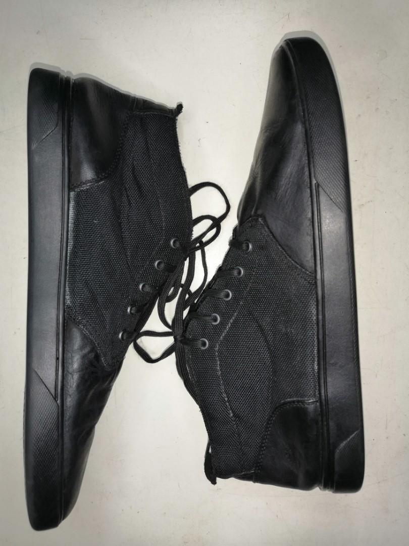 Timberland mid cut triple black, Men's Fashion, Footwear, Boots on ...