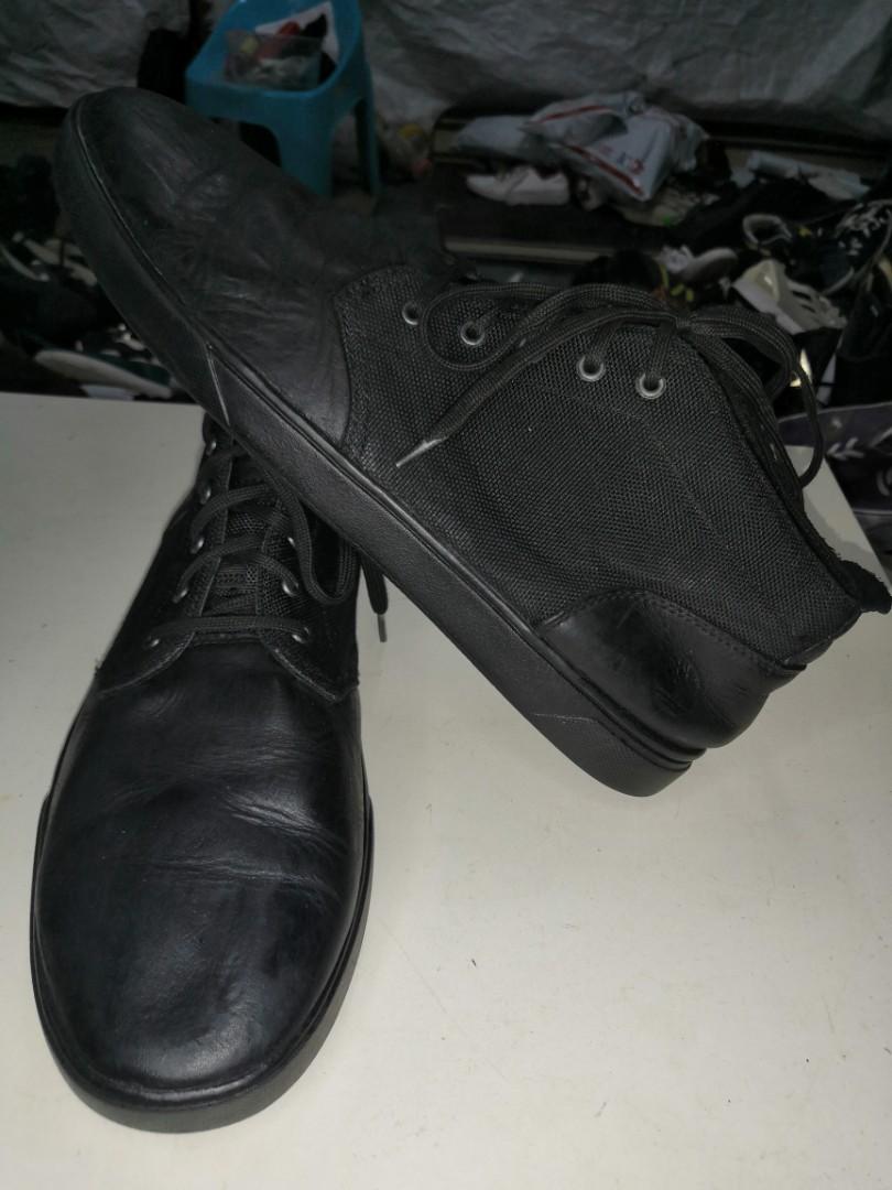 Timberland mid cut triple black, Men's Fashion, Footwear, Boots on ...