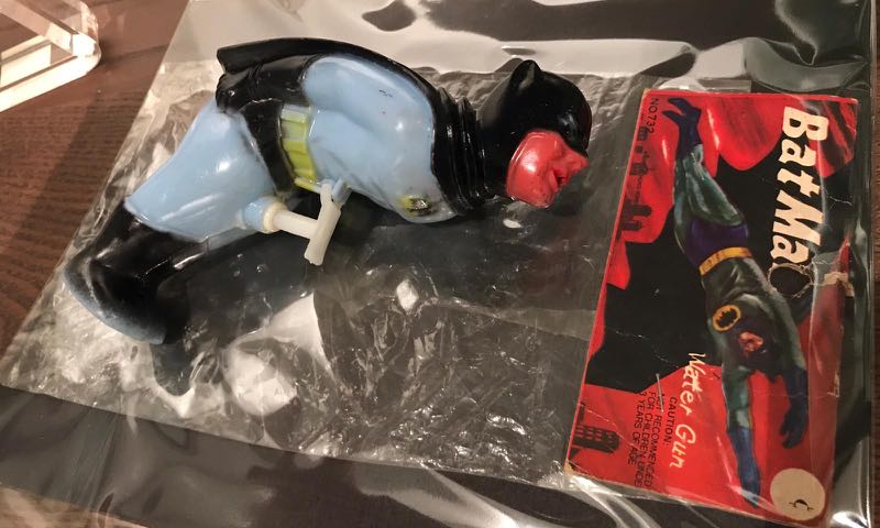 Vintage 60’s 70’s Popeye Batman water pistol , 徵收 - Carousell