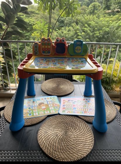 VTech Touch and Learn Activity Desk Deluxe (3 in 1), Hobbies & Toys ...
