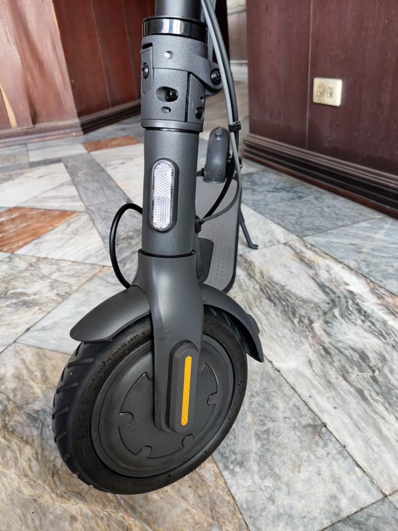 Xiaomi Essential Scooter, Sports Equipment, Sports & Games, Skates ...