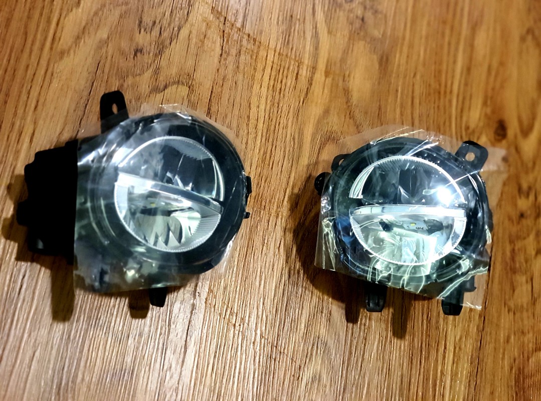 BMW F20 F30 F32 F34 LED FOG LIGHT (Original), Auto Accessories on Carousell