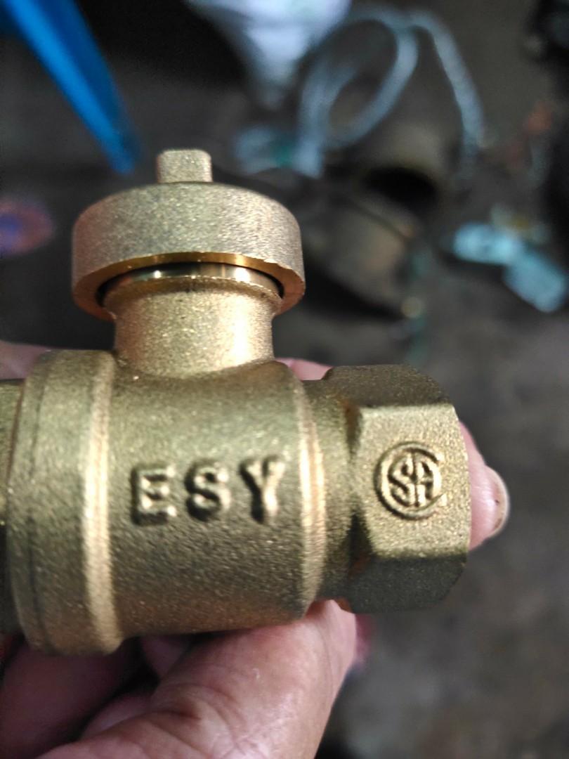Brass ball valve lockwing 15mm, Commercial & Industrial, Construction ...