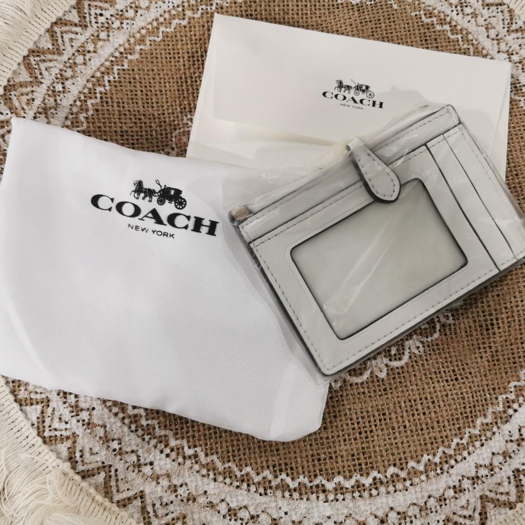Coach Card Holder, Women's Fashion, Bags & Wallets, Wallets & Card ...