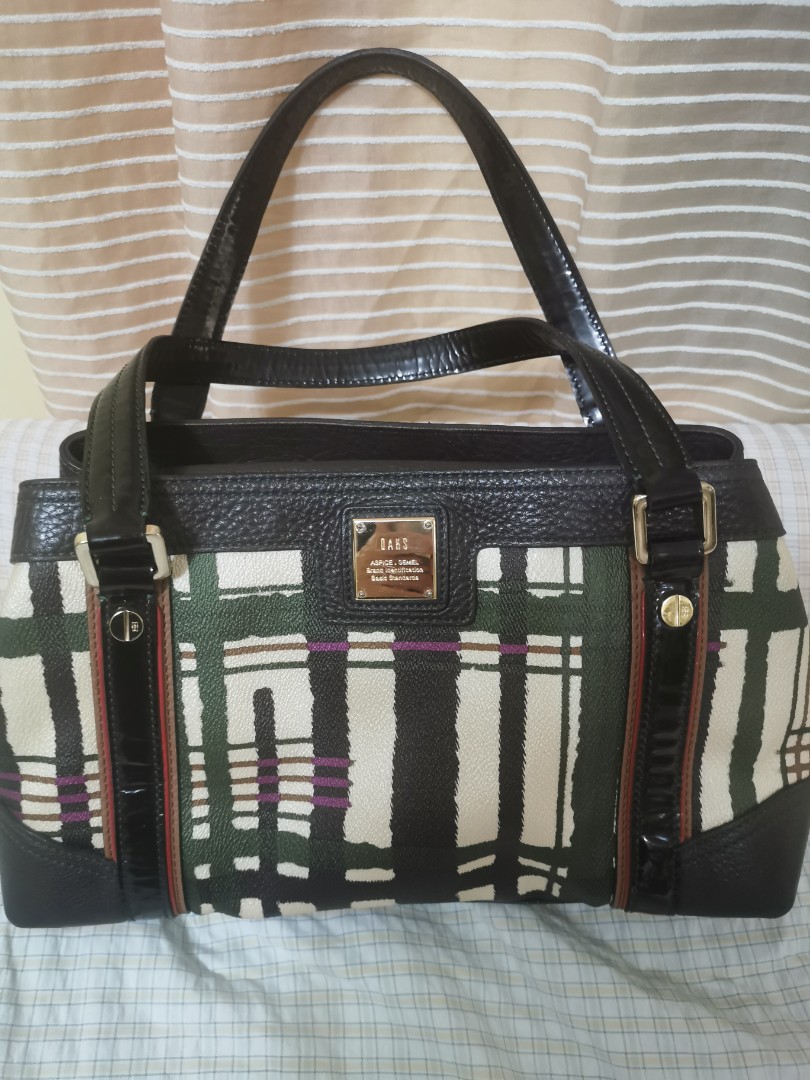 Daks handbag, Women's Fashion, Bags & Wallets, Shoulder Bags on Carousell