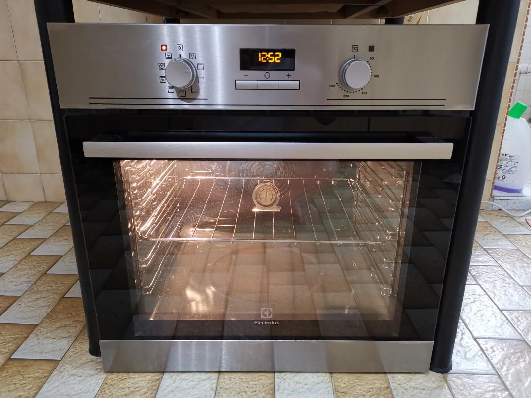 Electrolux built in oven EOB3400BOX, TV & Home Appliances, Kitchen Appliances, Ovens & Toasters ...
