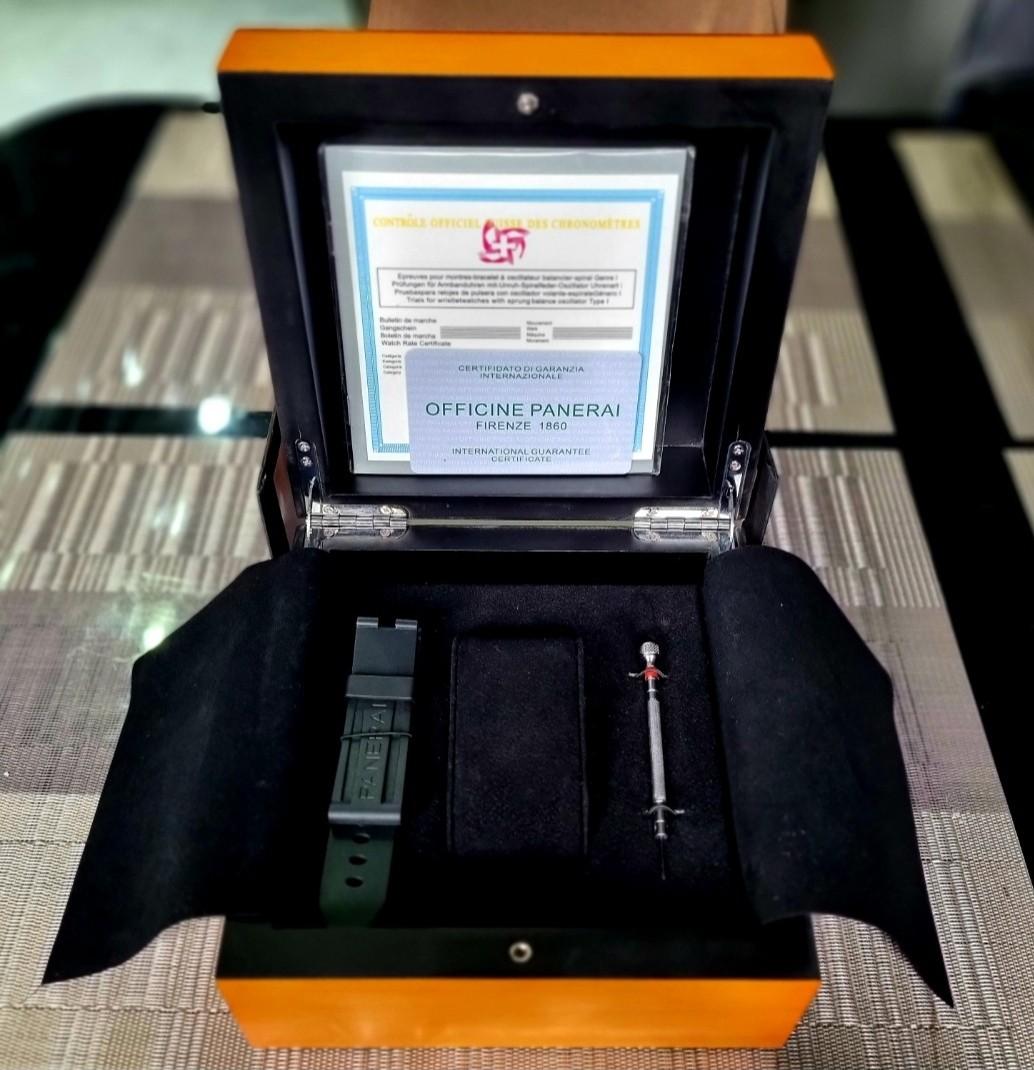 Original PANERAI watch box with cert, screw driver and original watch ...