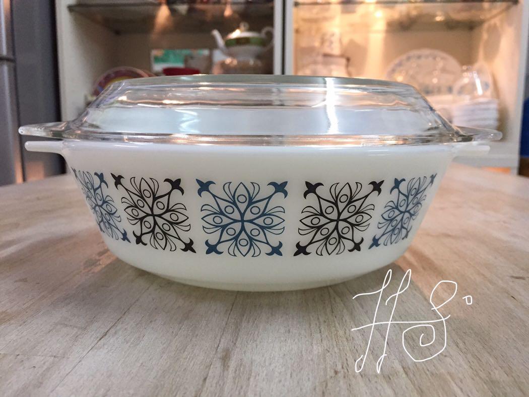 pyrex jaj chelsea, Furniture & Home Living, Home Decor, Vases ...