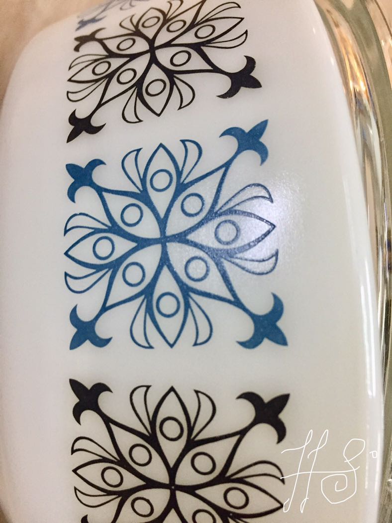 pyrex jaj chelsea, Furniture & Home Living, Home Decor, Vases ...