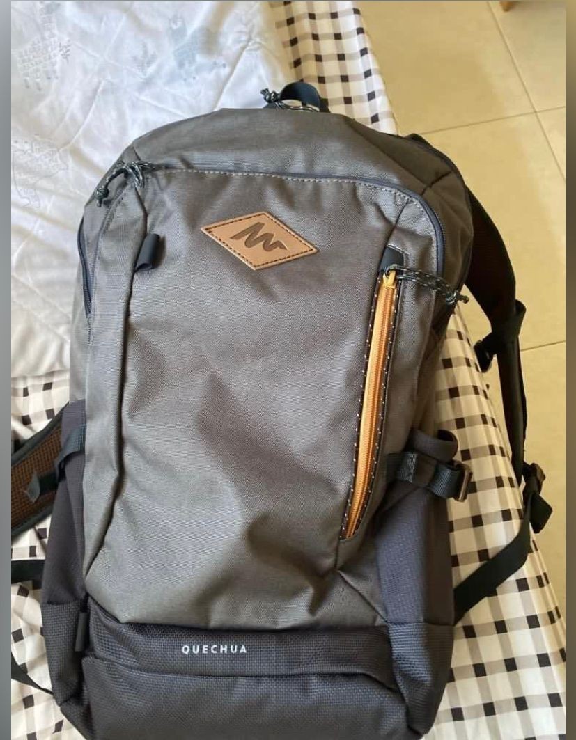 Quecha Backpack, Men's Fashion, Bags, Backpacks on Carousell