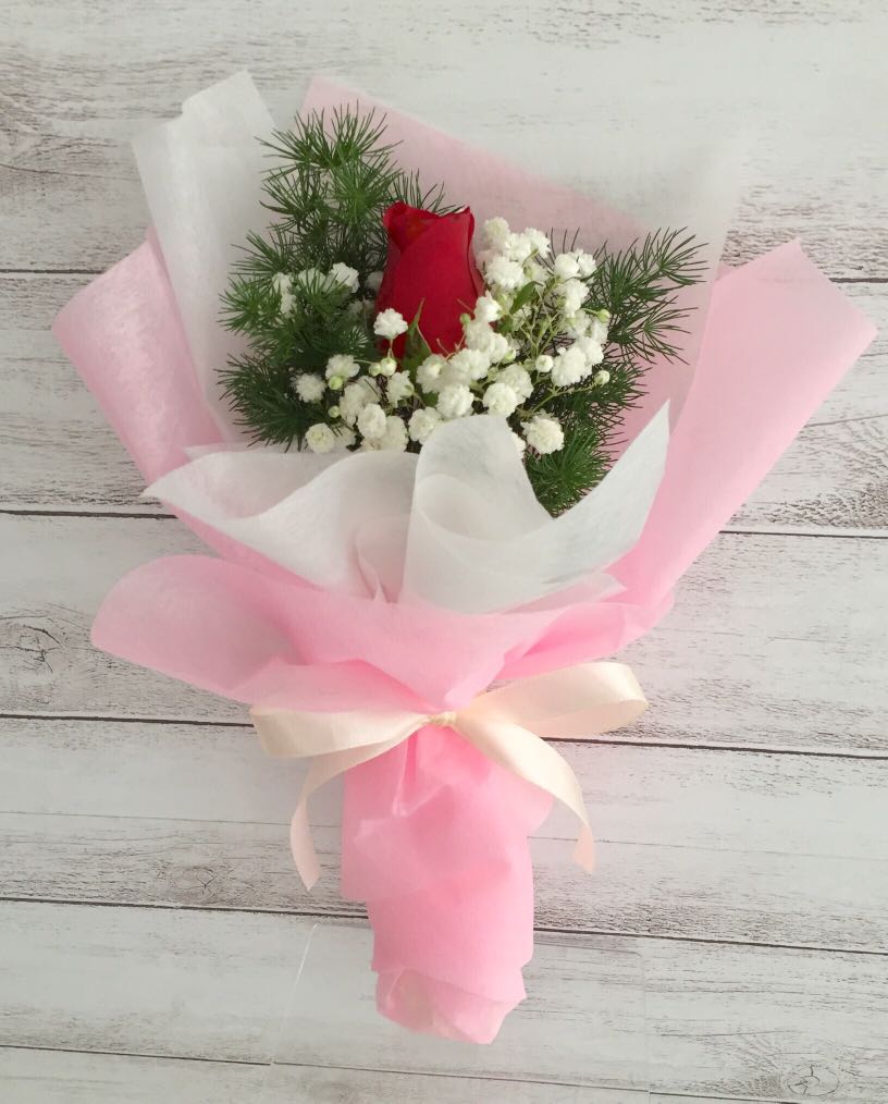 Rose bouquet | Fresh flower bouquet, Hobbies & Toys, Stationery & Craft ...