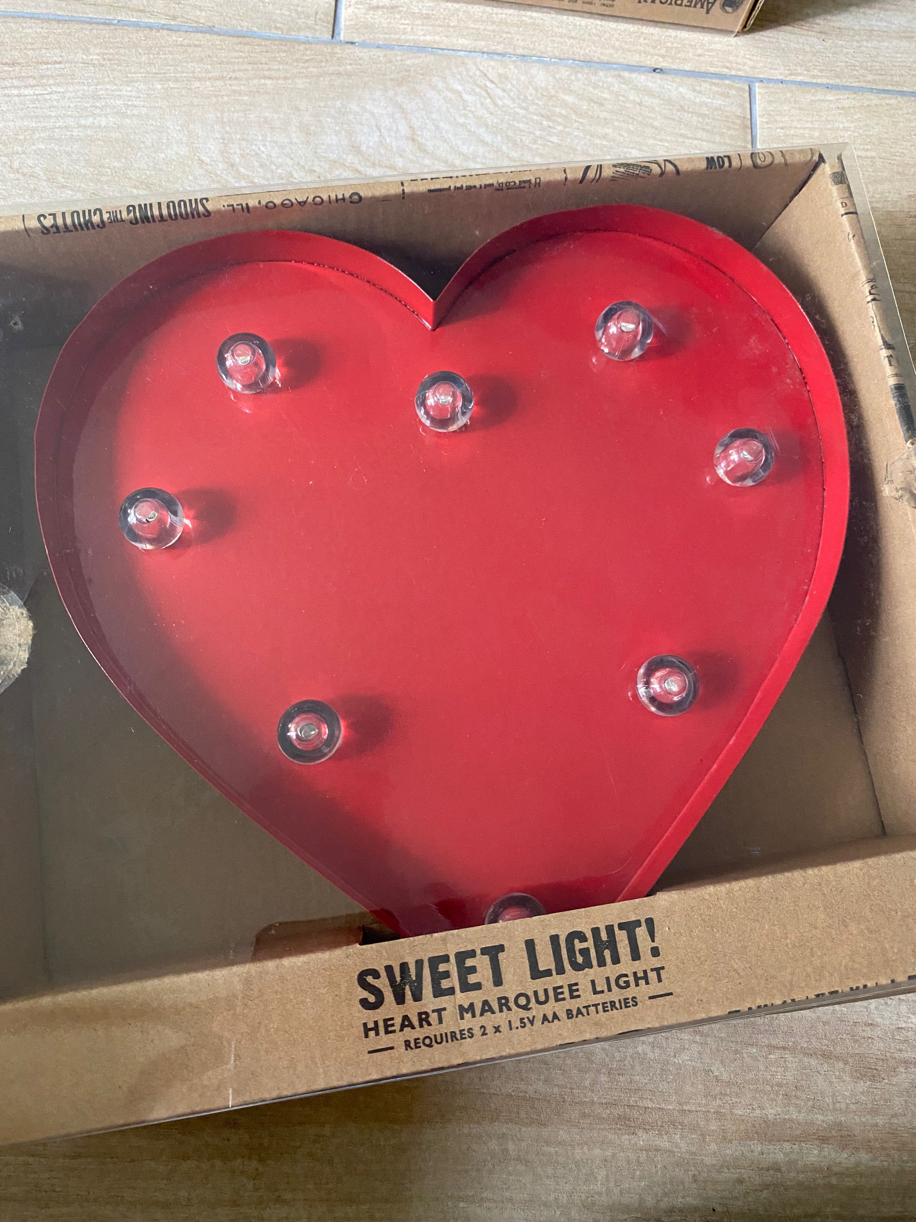 Typo Small Letter Marquee Light “Red Heart”, Furniture & Home Living ...