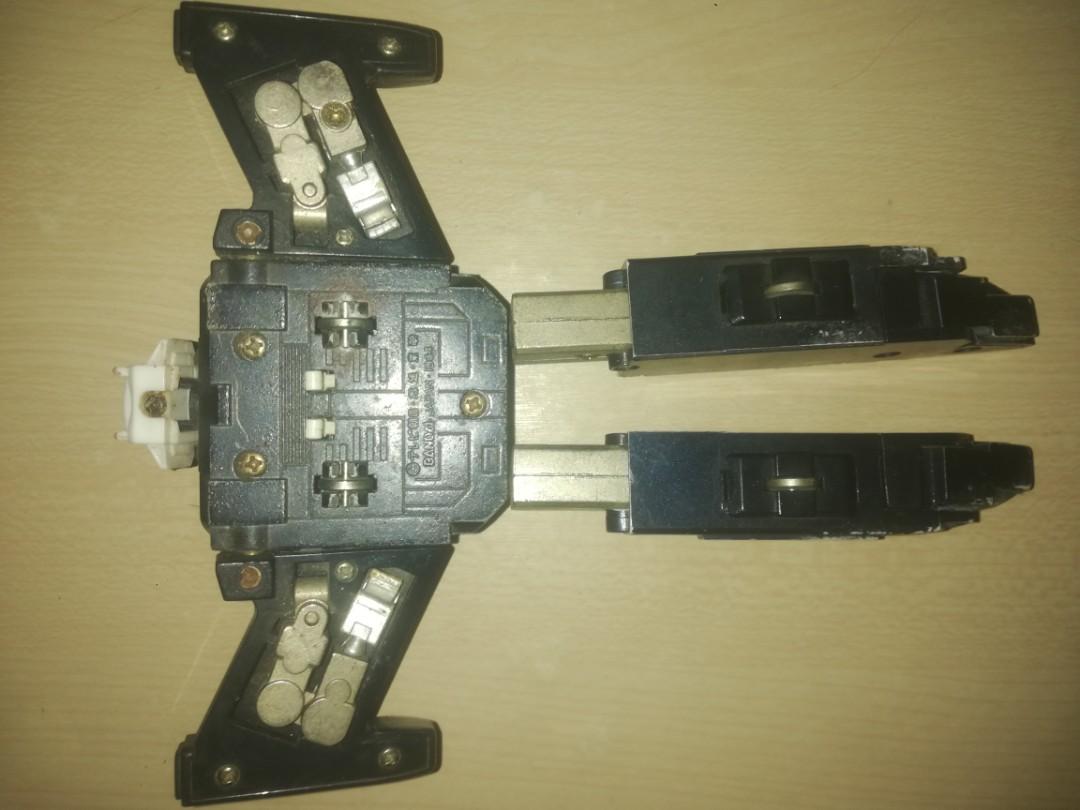 VAVILOS SHAIDER ROBOT DIECAST, Hobbies & Toys, Toys & Games on Carousell