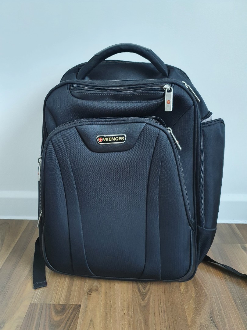 Wenger Backpack, Men's Fashion, Bags, Backpacks on Carousell