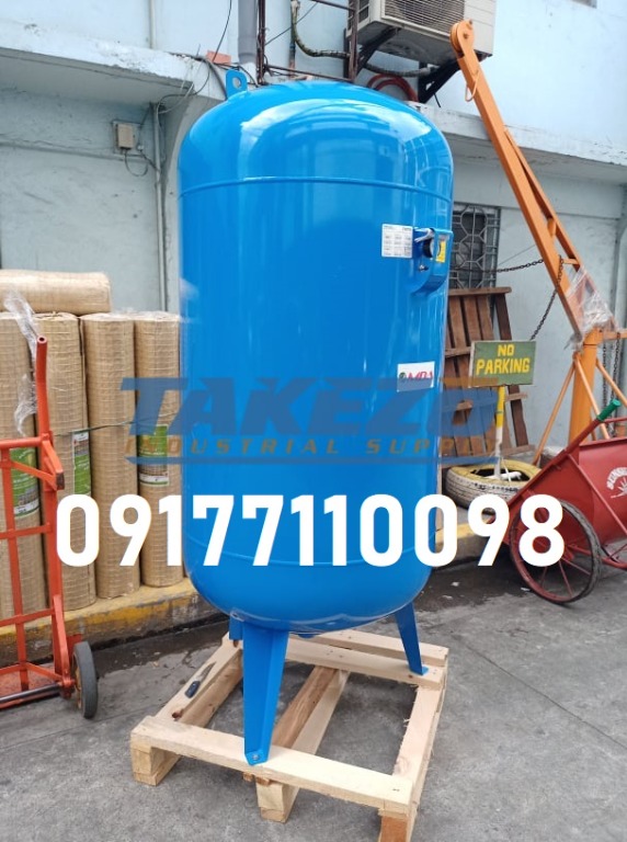850L Bladder Tank, Commercial & Industrial, Construction Tools ...