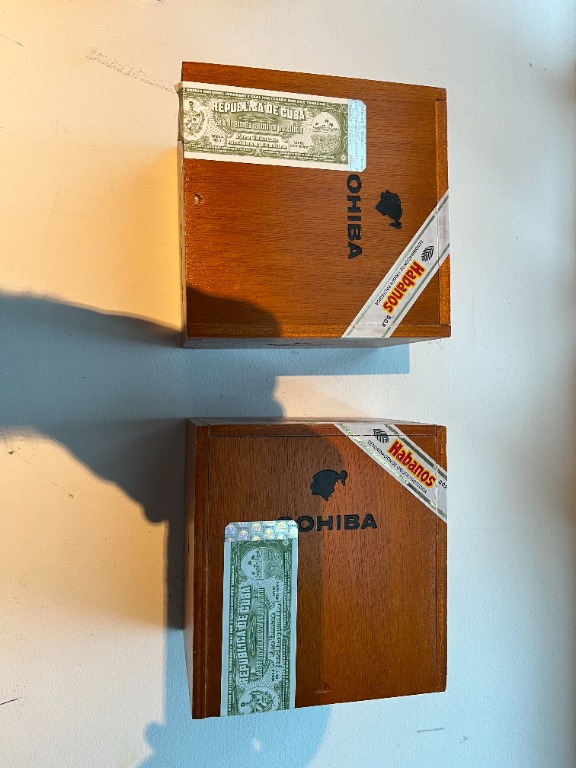 Cigar Box 25 Cohiba Robustos Habanos , Hobbies & Toys, Memorabilia ...