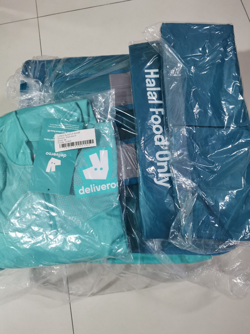 Deliveroo kit n bags, Motorcycles, Motorcycle Accessories on Carousell