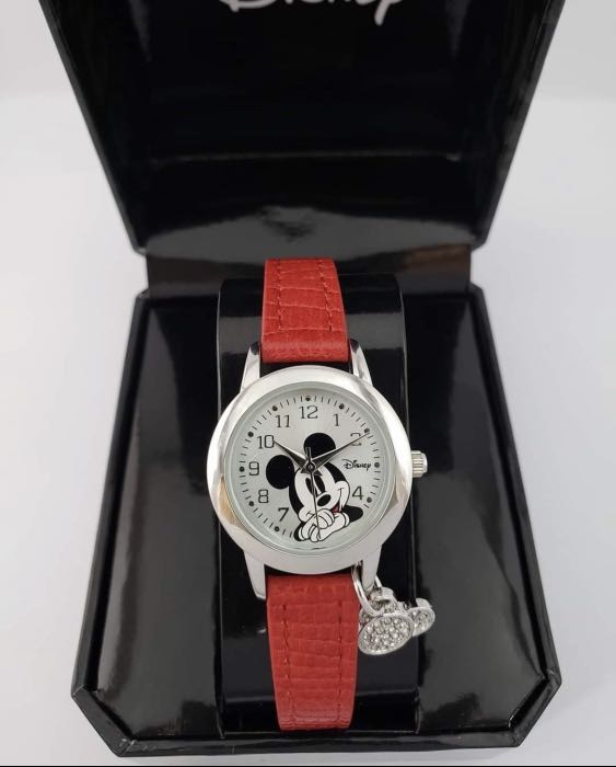 Disney Watch, Women's Fashion, Watches & Accessories, Watches on Carousell