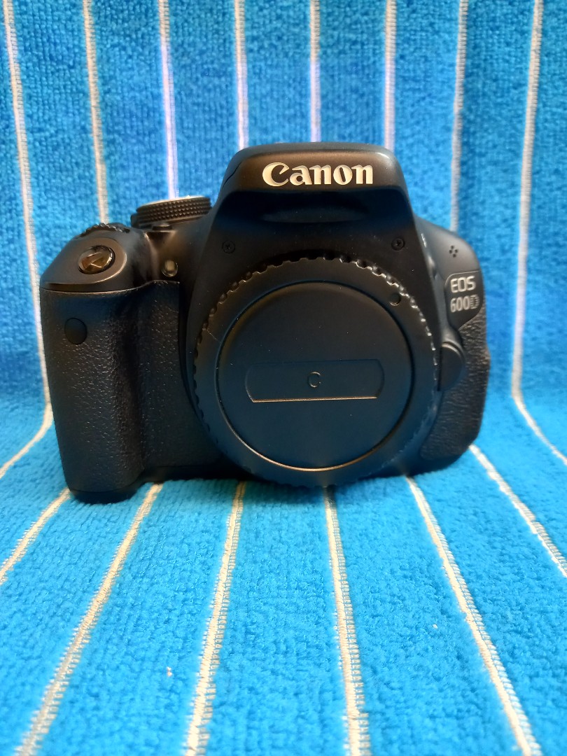 Eos 600D body, Photography, Cameras on Carousell