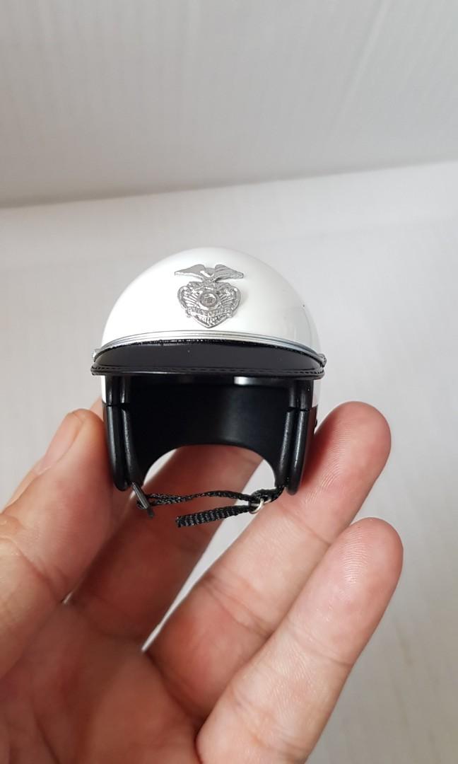 Hot toys 1/6 scale Terminator T1000 Traffic Police Helmet, Hobbies ...