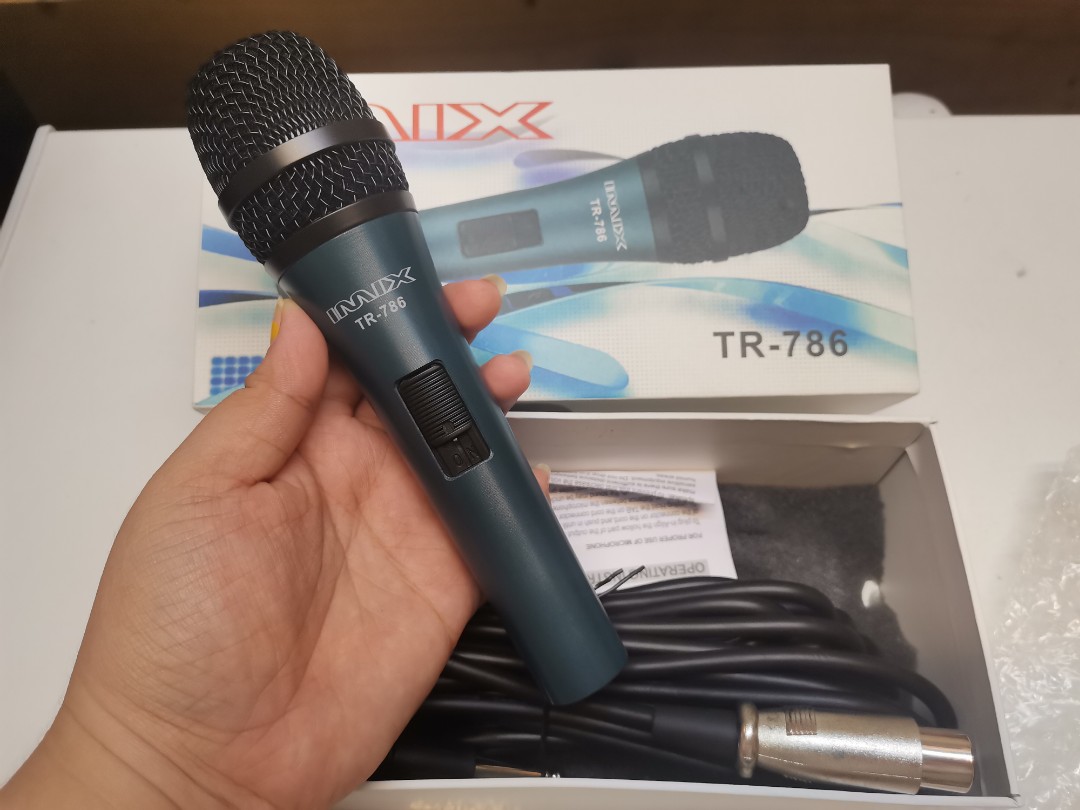 IMIX PROFESSIONAL DYNAMIC MICROPHONE, Audio, Microphones on Carousell