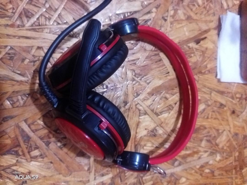 Inplay H2 Headphones, Audio, Headphones & Headsets on Carousell