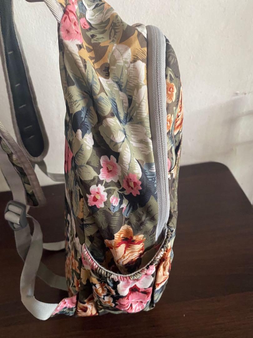 Inway backpack, Women's Fashion, Bags & Wallets, Backpacks on Carousell