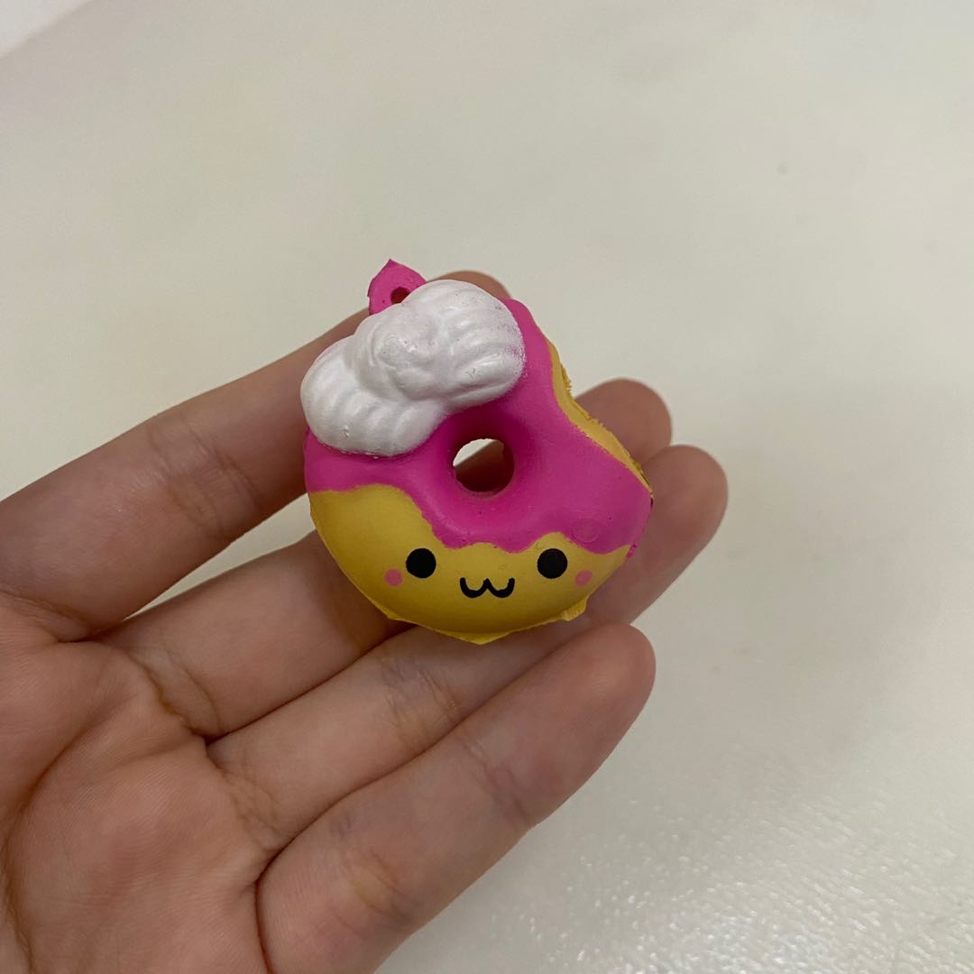 Squishy smooshy mushy, Toys & Collectibles, Mainan di Carousell