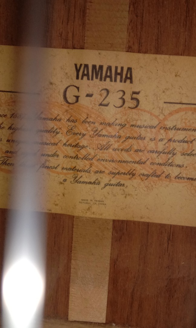 YAMAHA G235, Hobbies & Toys, Music & Media, Musical Instruments on ...