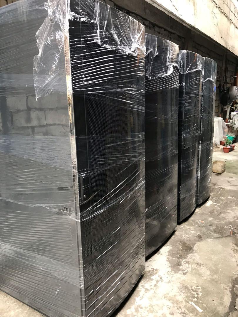 Branded Server Rack 42U Vertiv Emerson, Computers & Tech, Office ...